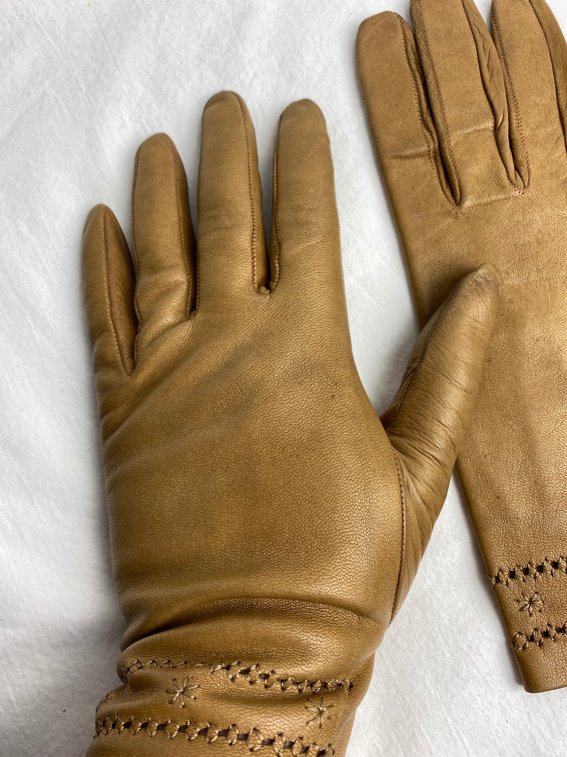 Vintage Soft Leather Gloves Buff Camel Color Woven/ Eyelet - Etsy UK