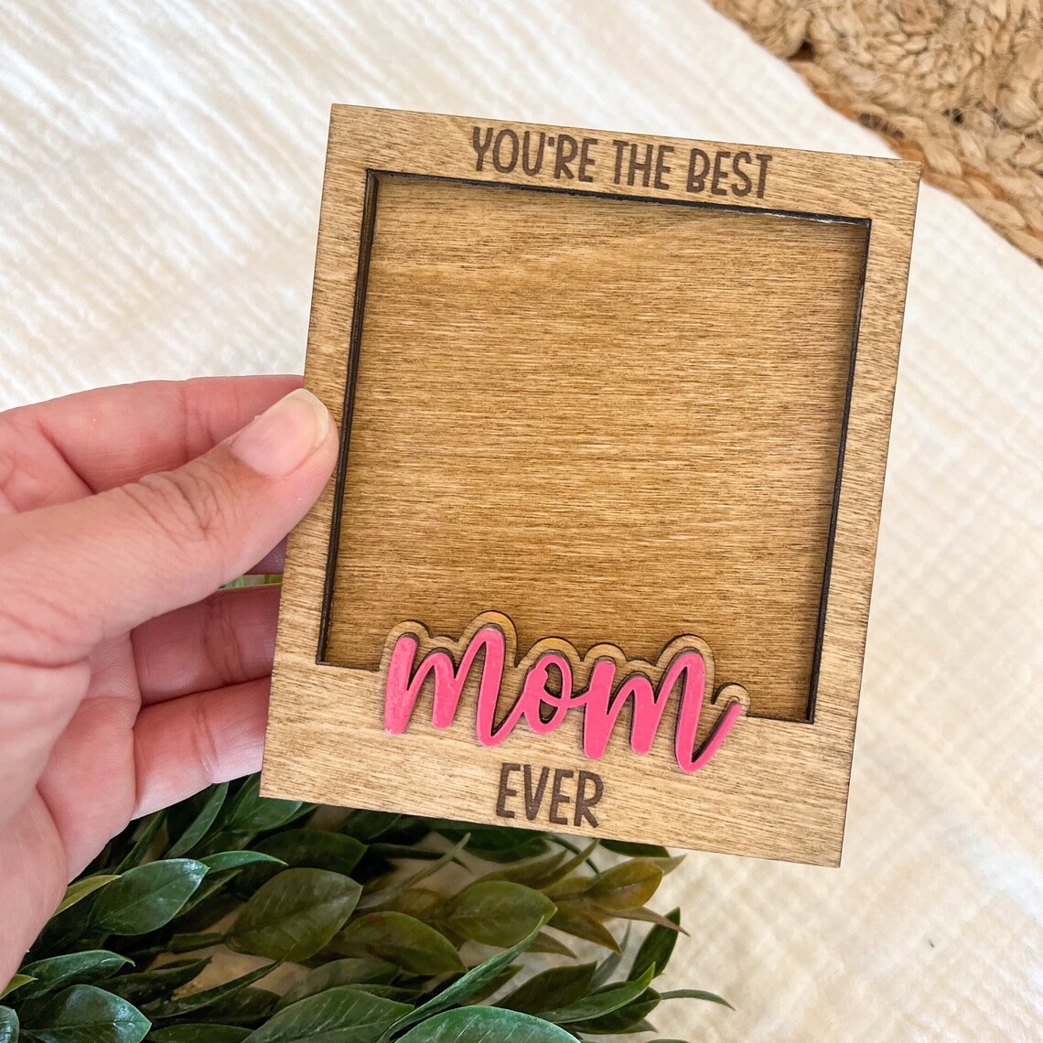 Handmade Mom Photo Magnet, Engraved Wood Frame, Mother's Day Gift - Etsy