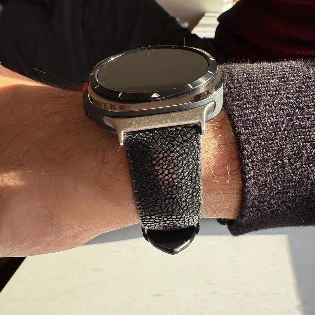 Samsung Galaxy ULTRA - Watch Band STINGRAY - Black, Red, Vine, White or ...