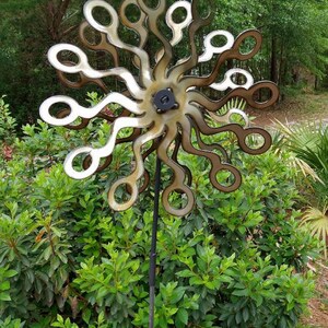 The Lazy Scroll Handcrafted Kinetic Metal Yard Art Circle Double Motion ...