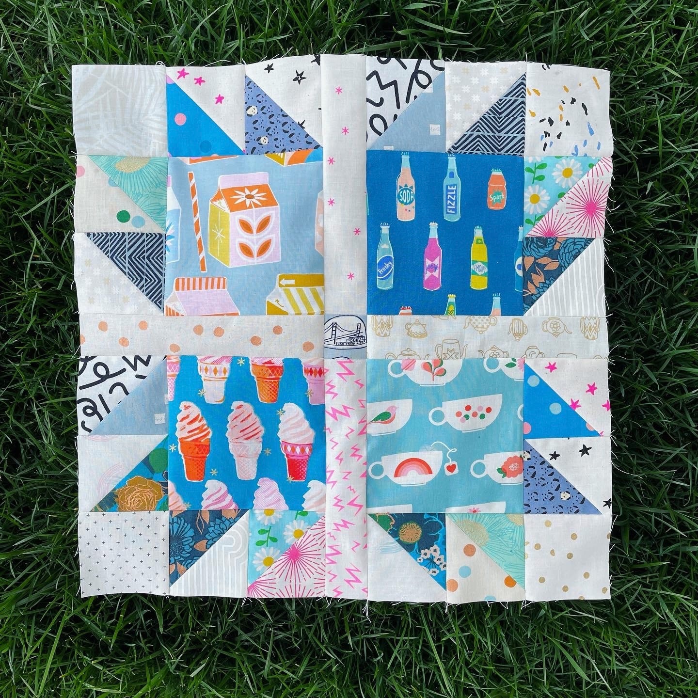 Charm Pack Bear Paw Quilt Block Pattern PDF Download - Etsy