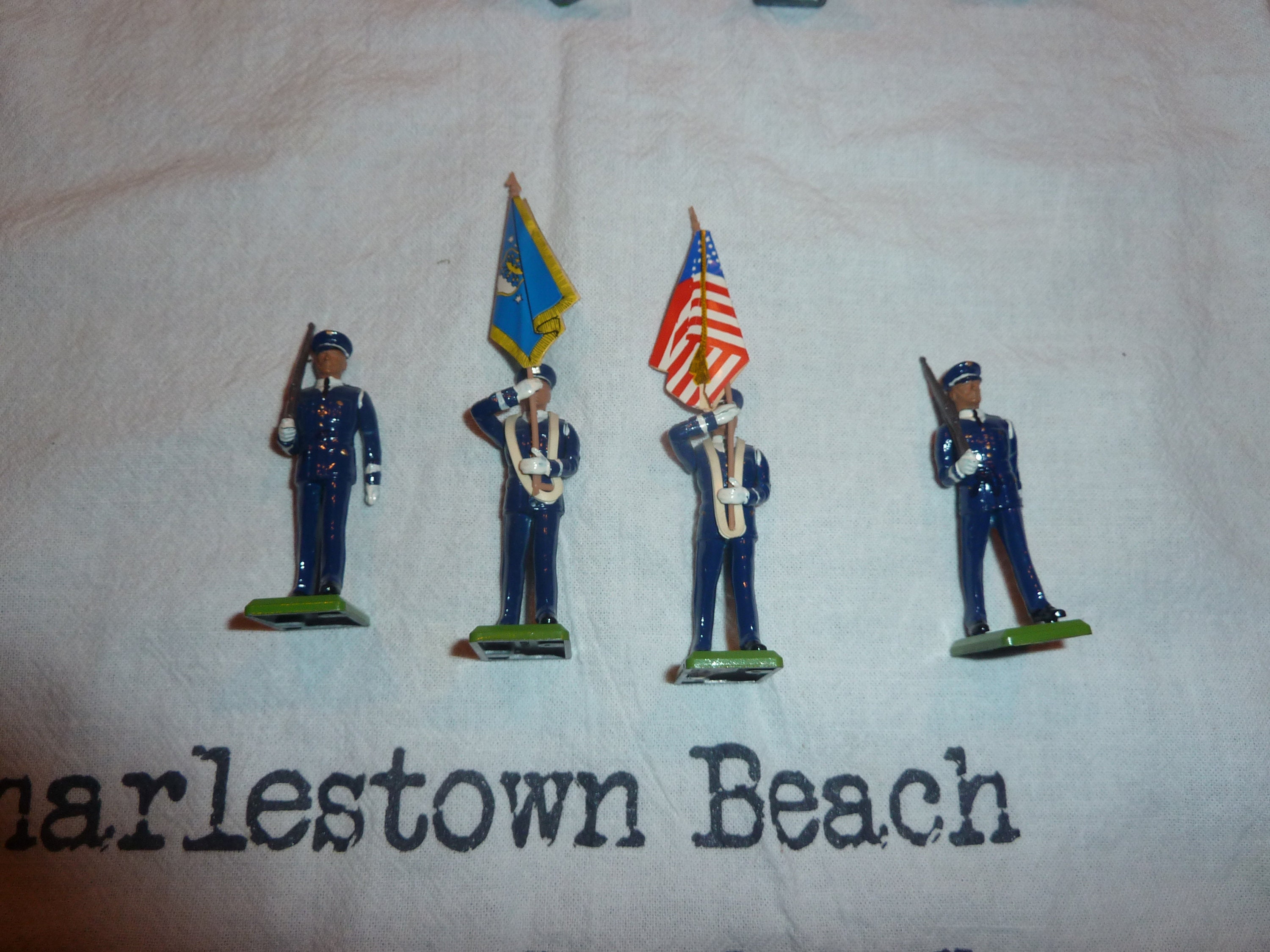 Dolls & Action Figures Army color Guard Britains Deetail Toy Soldiers U ...