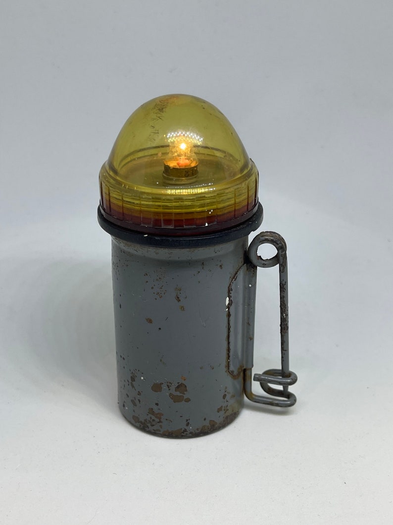 Vintage US Navy Pilot Survival Flashlight - Etsy