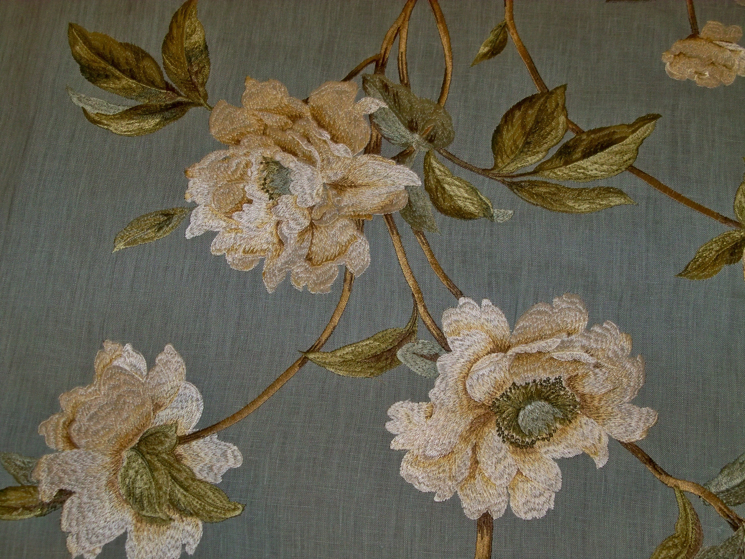 COLEFAX & FOWLER Shabby Cabbage Roses Embroidered Linen Fabric 3 Yards ...