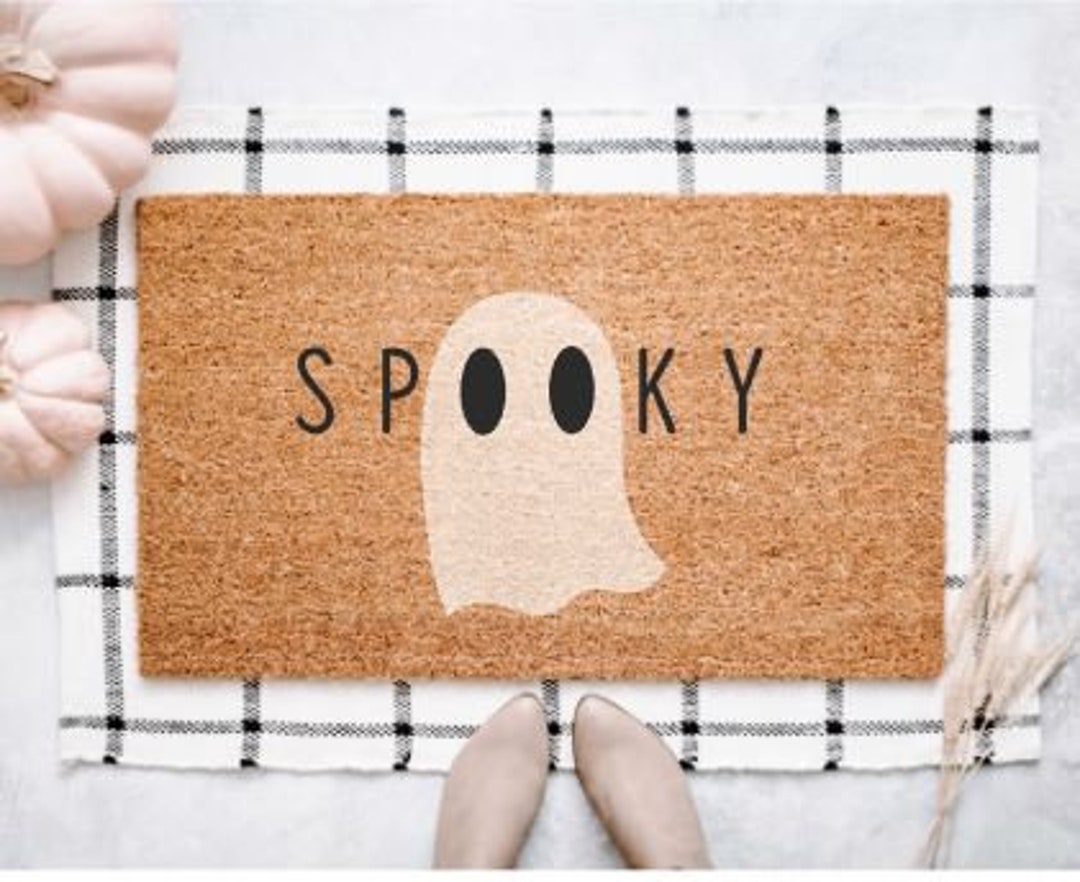 Spooky | Doormat | Halloween | Cute Ghost - Etsy