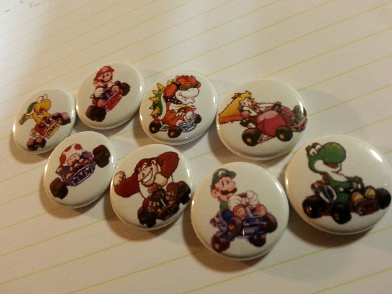 8 One Inch Mario Kart Buttonpins - Etsy
