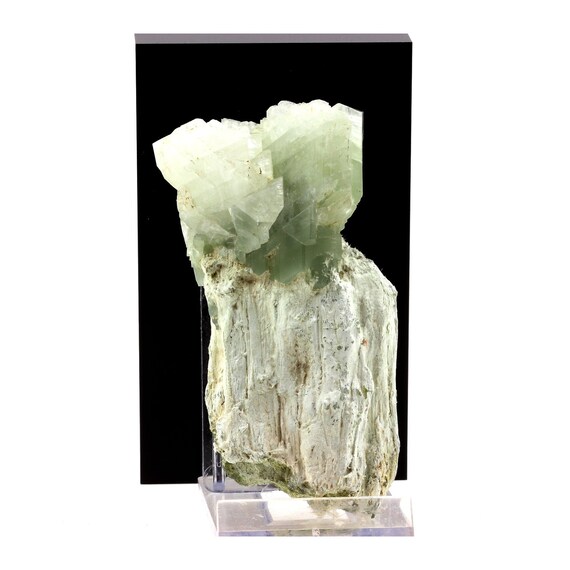 Periclinally Amphibole. 560.2 Ct. Skardu Baltistan - Etsy