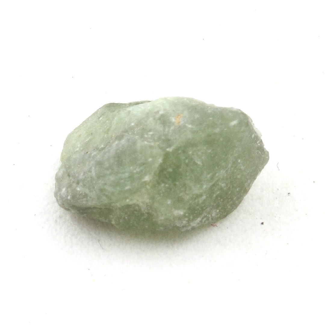 Peridot. 4.00 Ct. Almklovdalen, Vanylven, Norway - Etsy