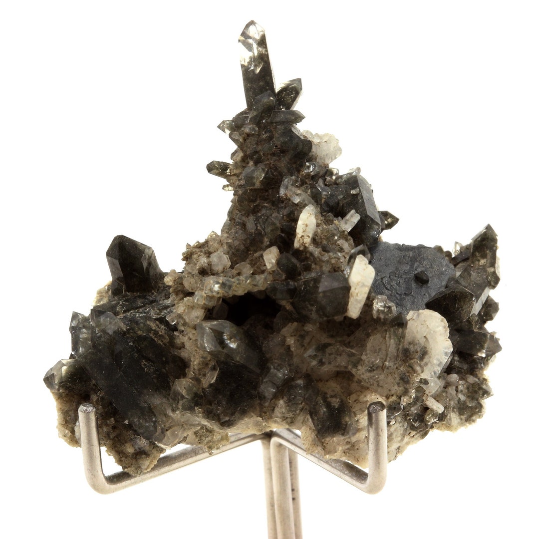 Hematite, Albite, Quartz, Chlorite. 85.0 ct. Saint Christophe-en-Oisans ...