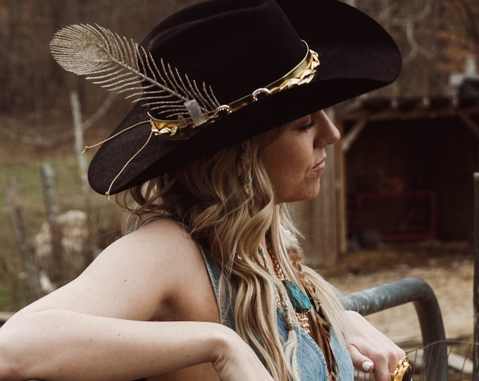 Silver Glitter Peacock Feather as Seen on Lainey Wilson / Hat Feather ...