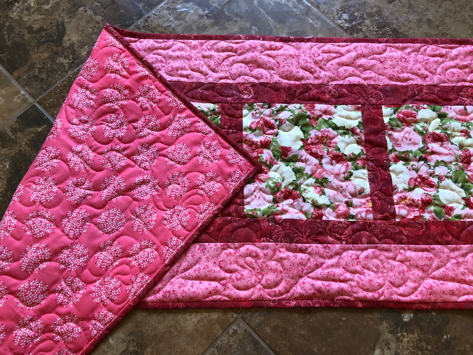Roses Table Runner - Etsy