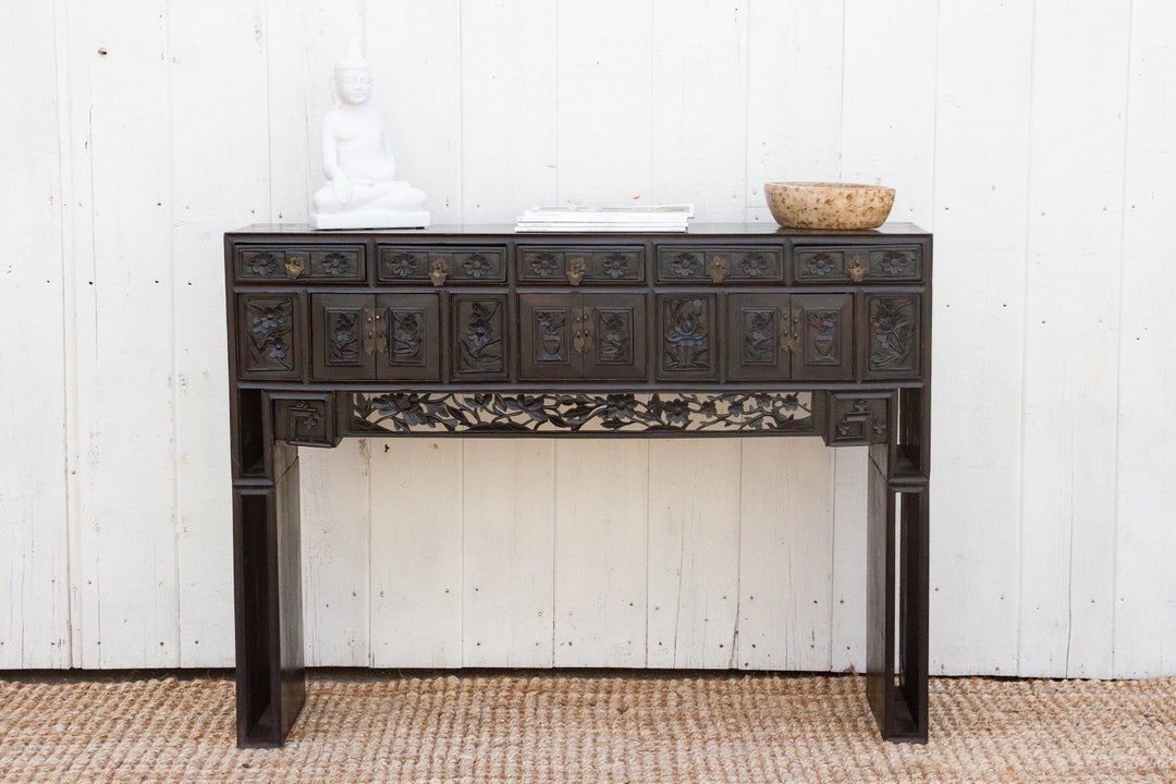 Beautiful Ebonized Carved Chinese Console Table, Classic Carved Chinese ...