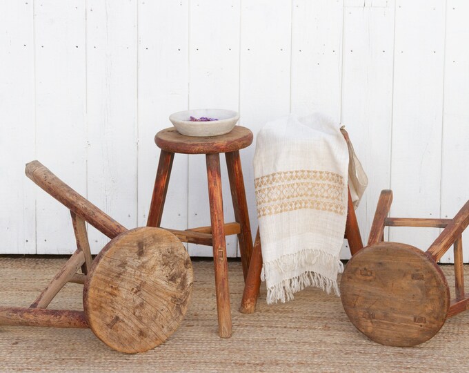 Antique Chippy Rustic Oak Round Stool, Hand Made With Lots of Patina, Farm Sourced Antique Round ...