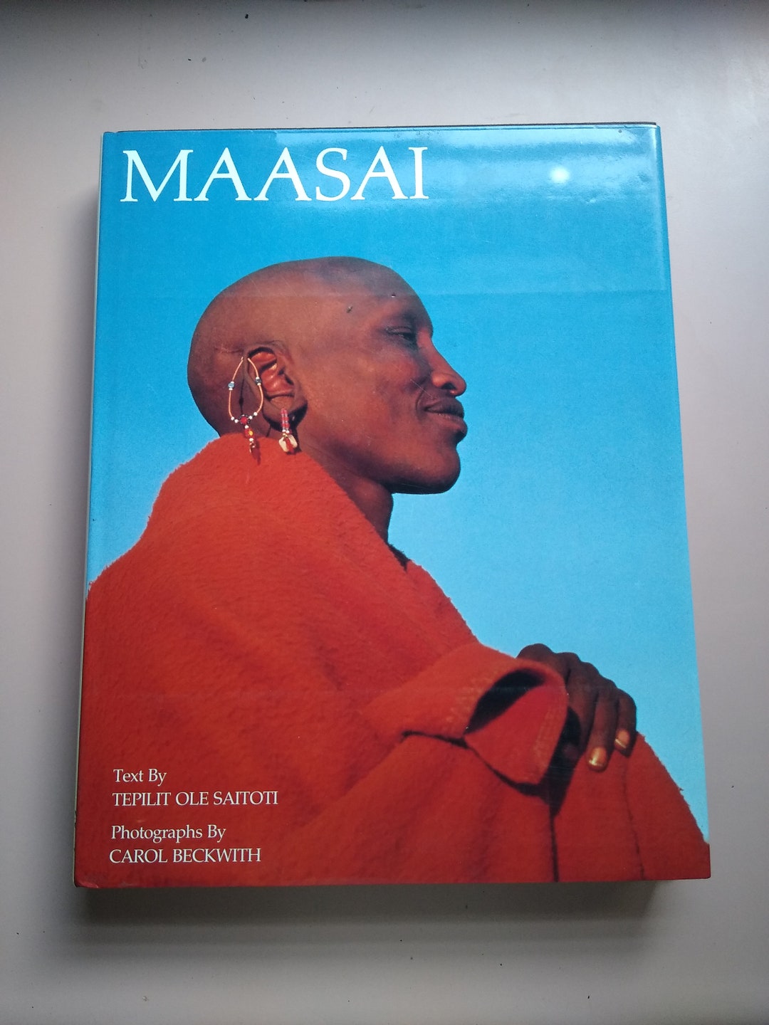 MAASAI Text by Tepilit Ole Saitoti Photograph by Carol - Etsy UK
