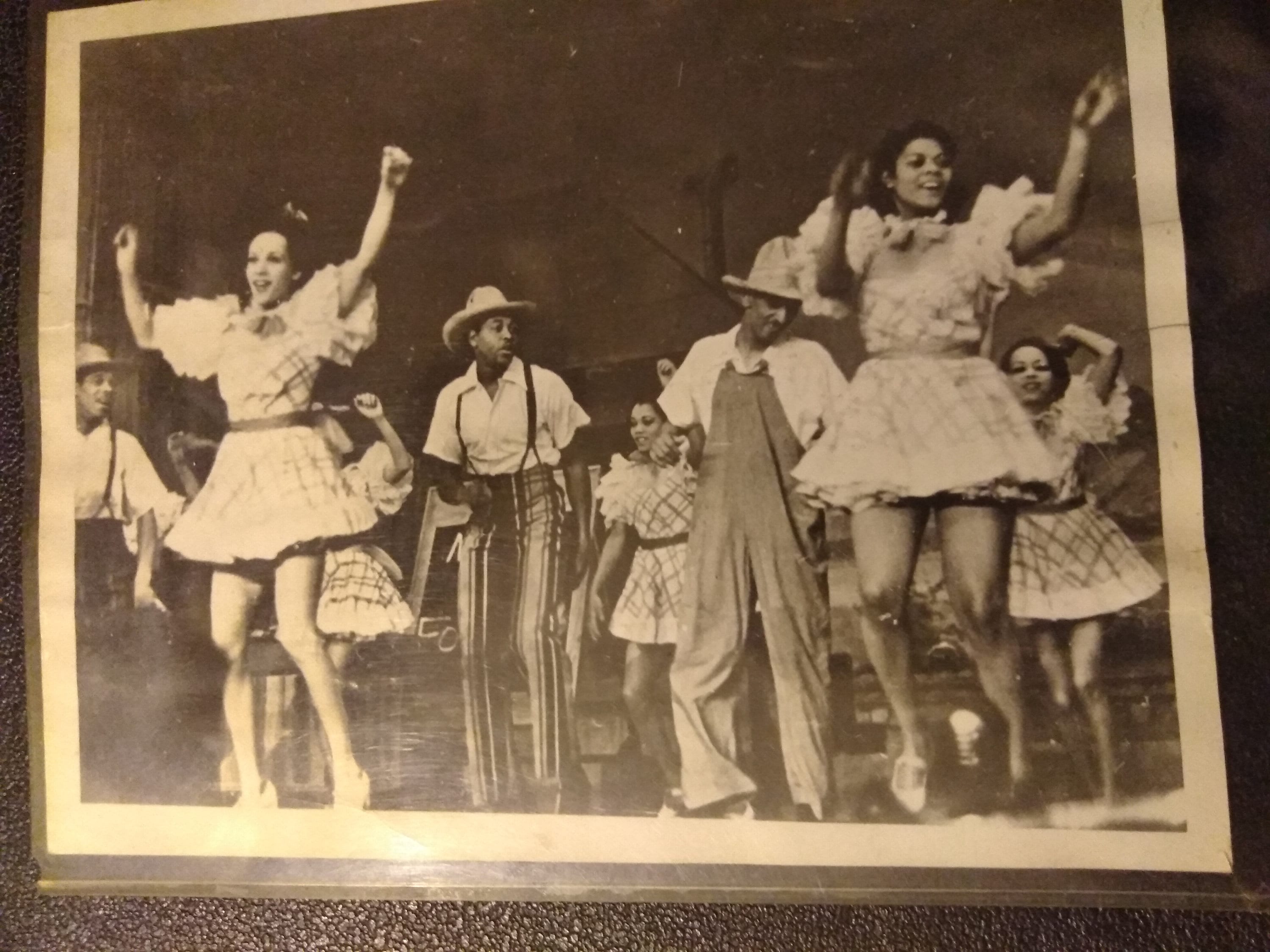 Very Rare Vintage Photos of Bill Smith With the Ink Spots at the Apollo ...