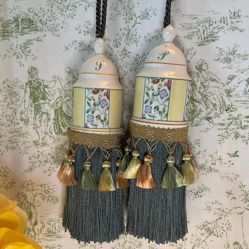 DancingBearTassels - Etsy