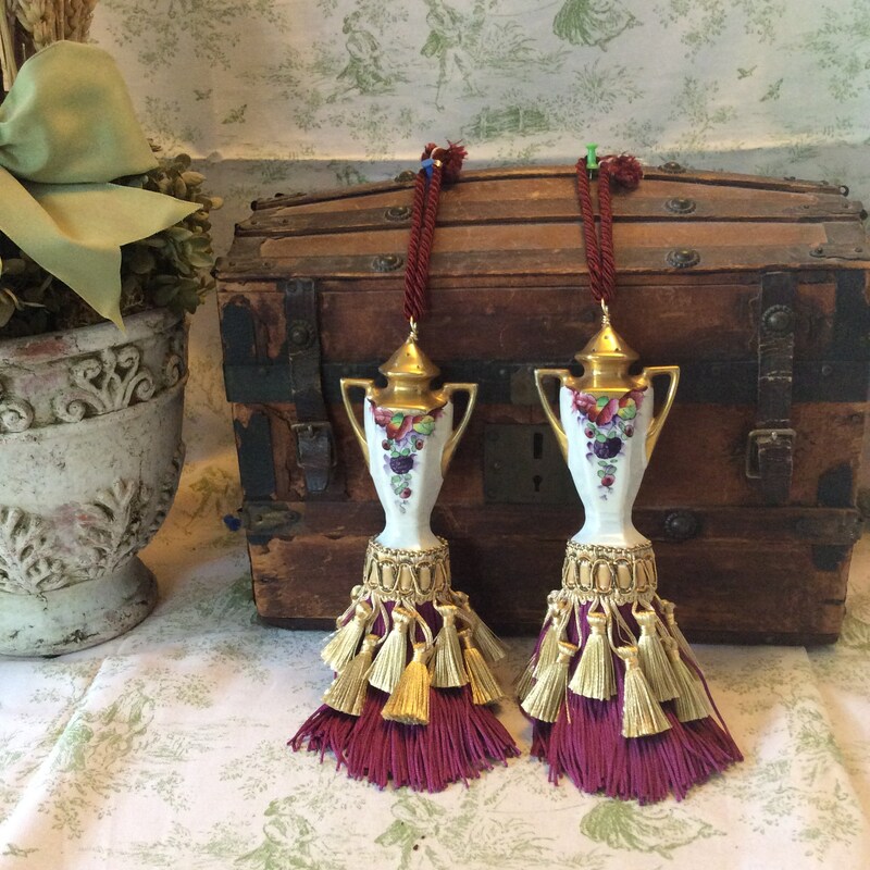 DancingBearTassels - Etsy