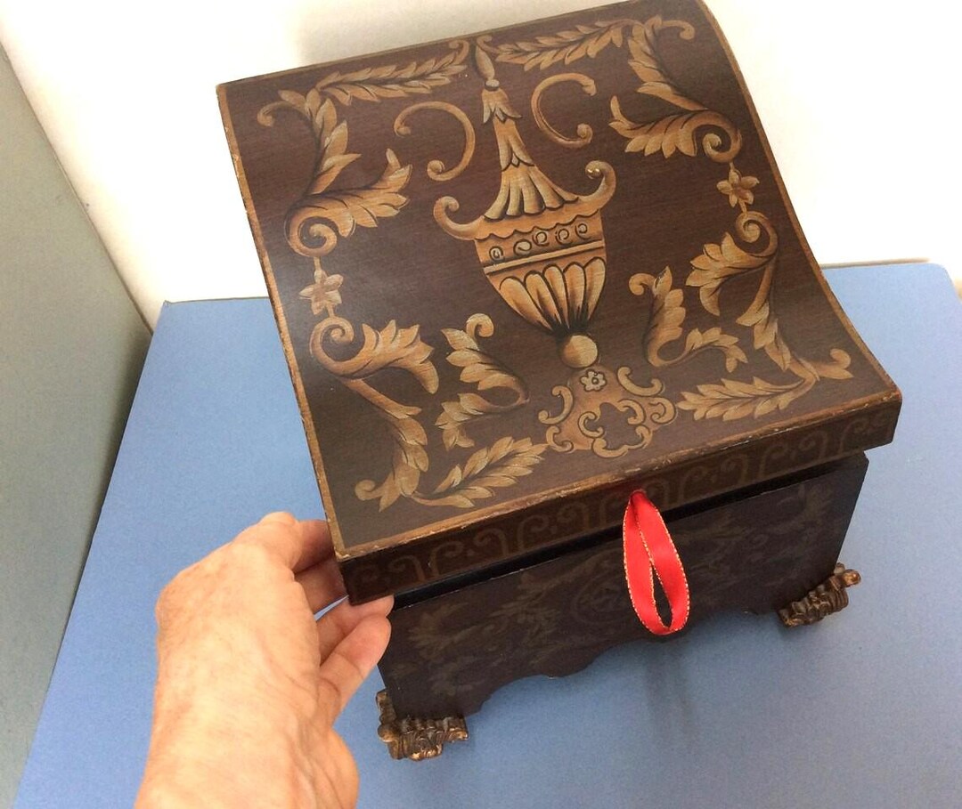 Antique Style Reproduction Box With Shapely Lid, Jewel, Keepsake ...