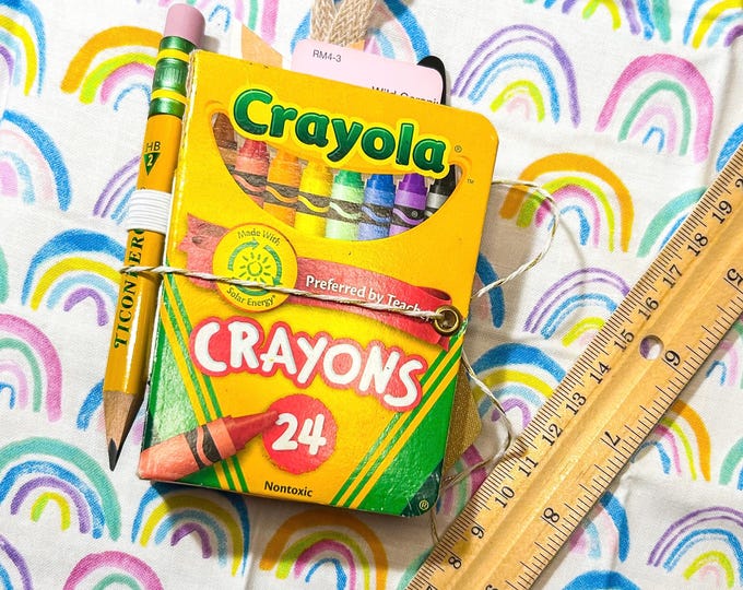 Crayon Box Junk Journal | Teacher Gift | Back to School | Mini Memory ...