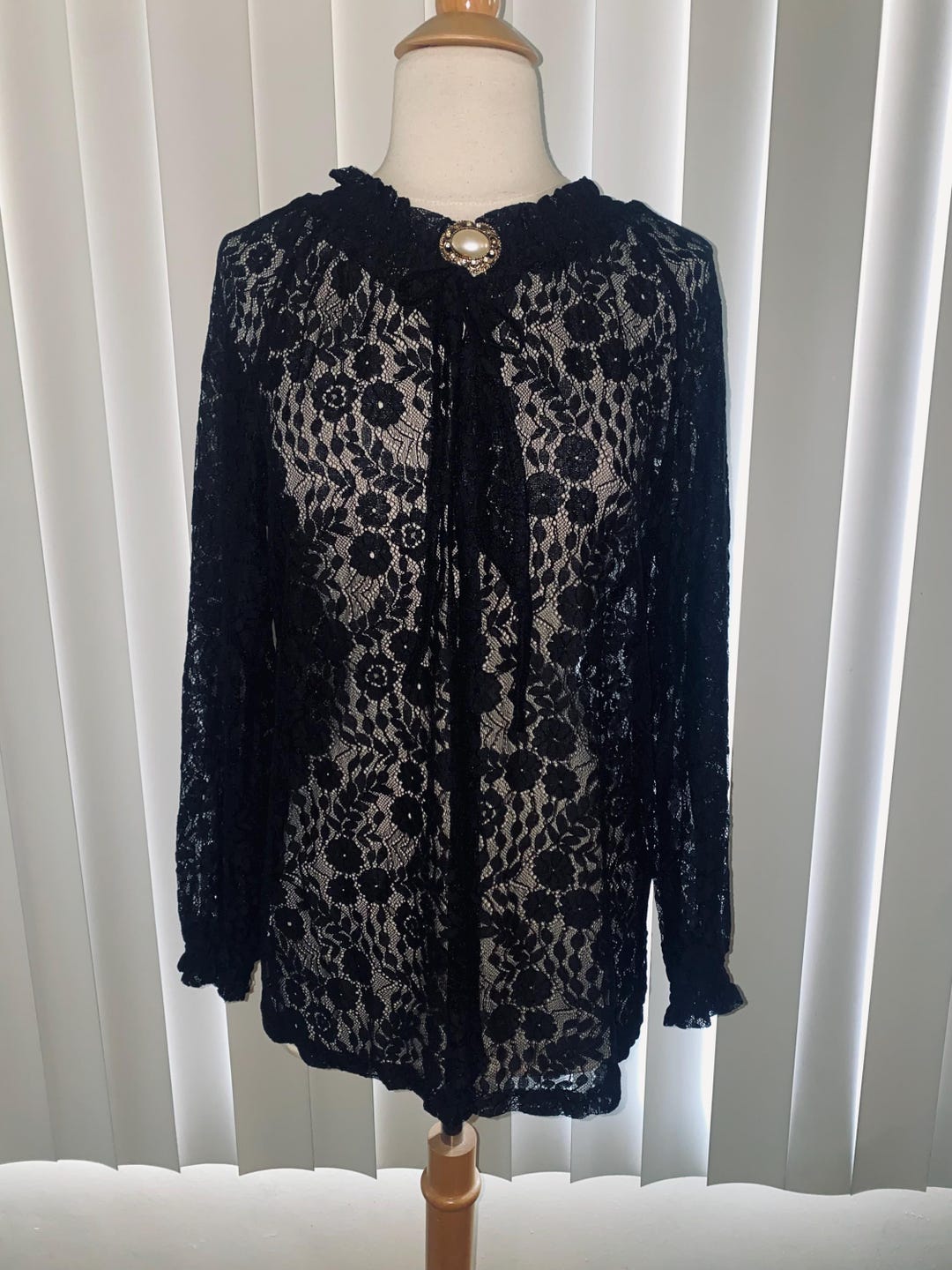 Vintage Black Goth Lace Long Sleeve Keyhole Neck Poet Style Blouse Sz ...