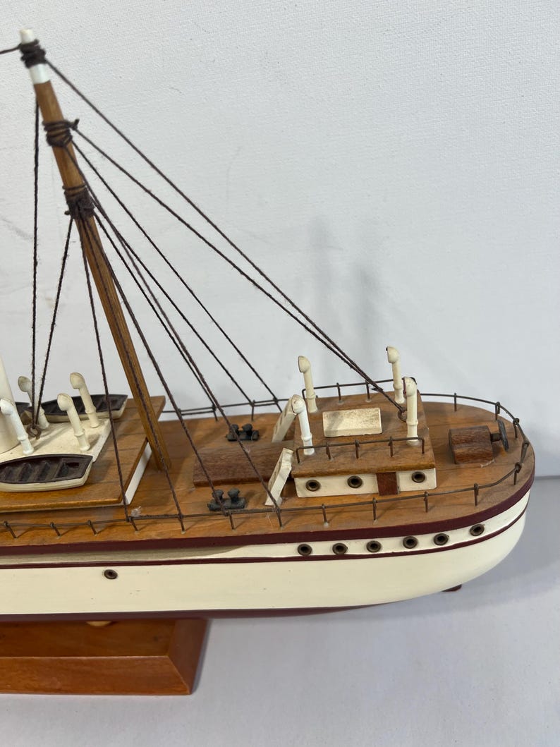 Vintage Model Ship 20 , Tramp Steamer, Handcrafted Wooden Ship by Dean ...