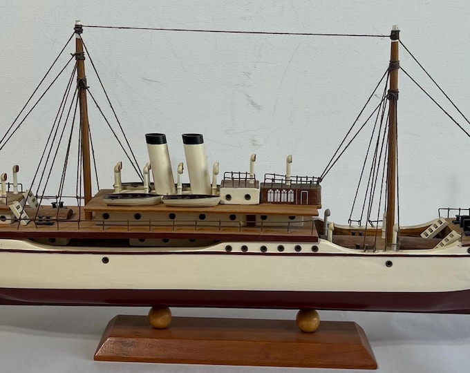 Vintage Model Ship 20" , Tramp Steamer, Handcrafted Wooden Ship by Dean ...