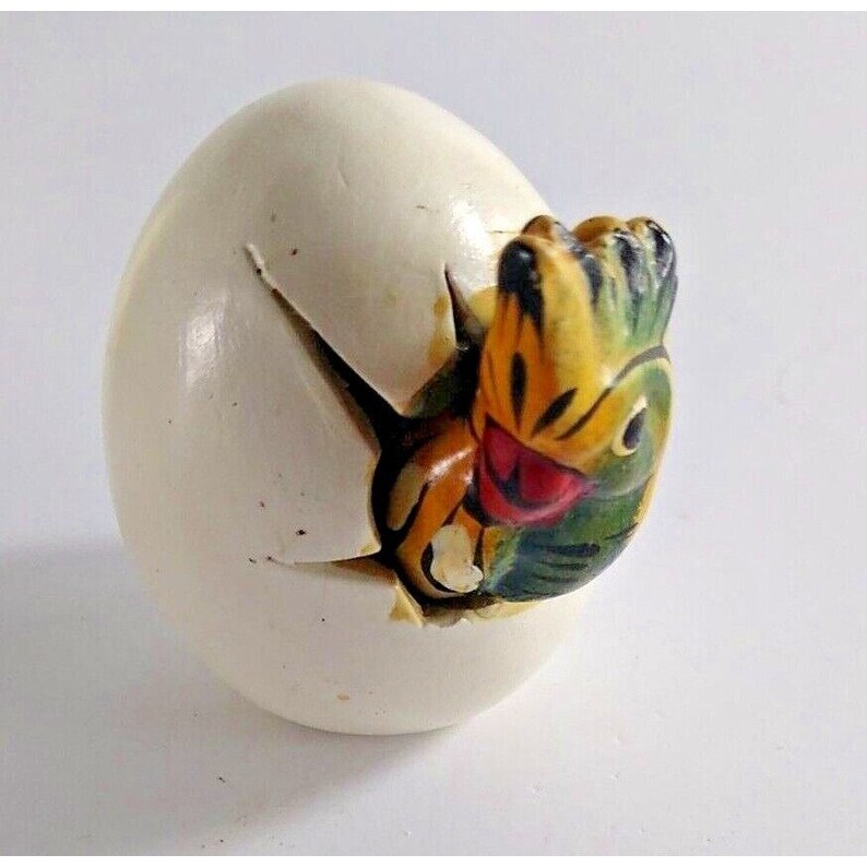 VTG Ceramic Hatching Exotic Bird Chicks W Eggs Toucan Parrot Hand ...