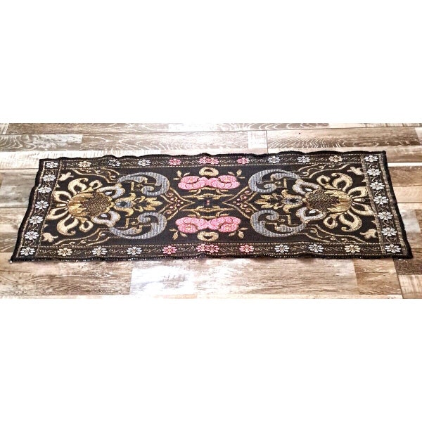 Antique Table Runner - Etsy