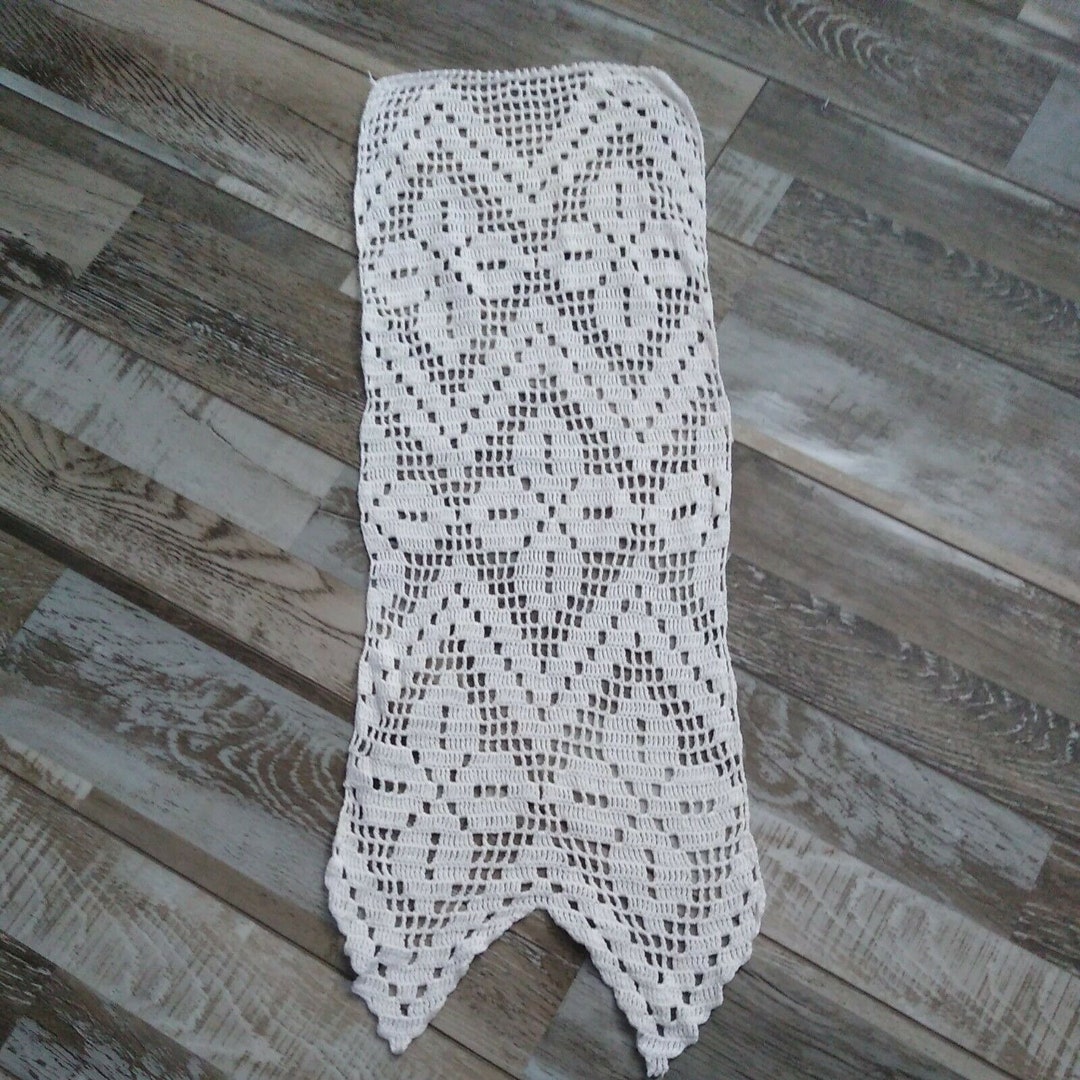 Vintage Crochet Coffee Table Armchair Runner White Floral Farmhouse ...