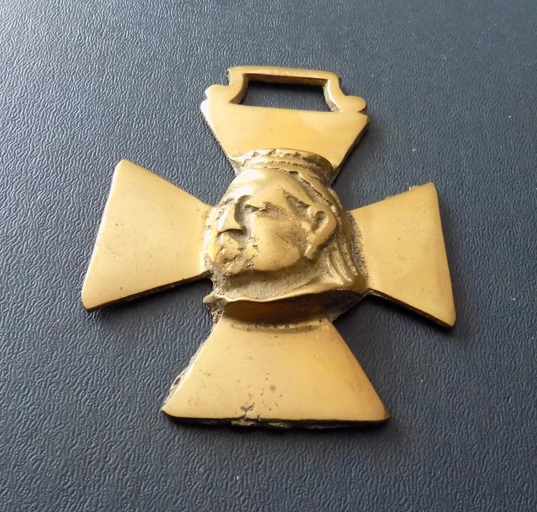 Antique Cast Victorian HORSE BRASS Victoria Cross Design Made in ...