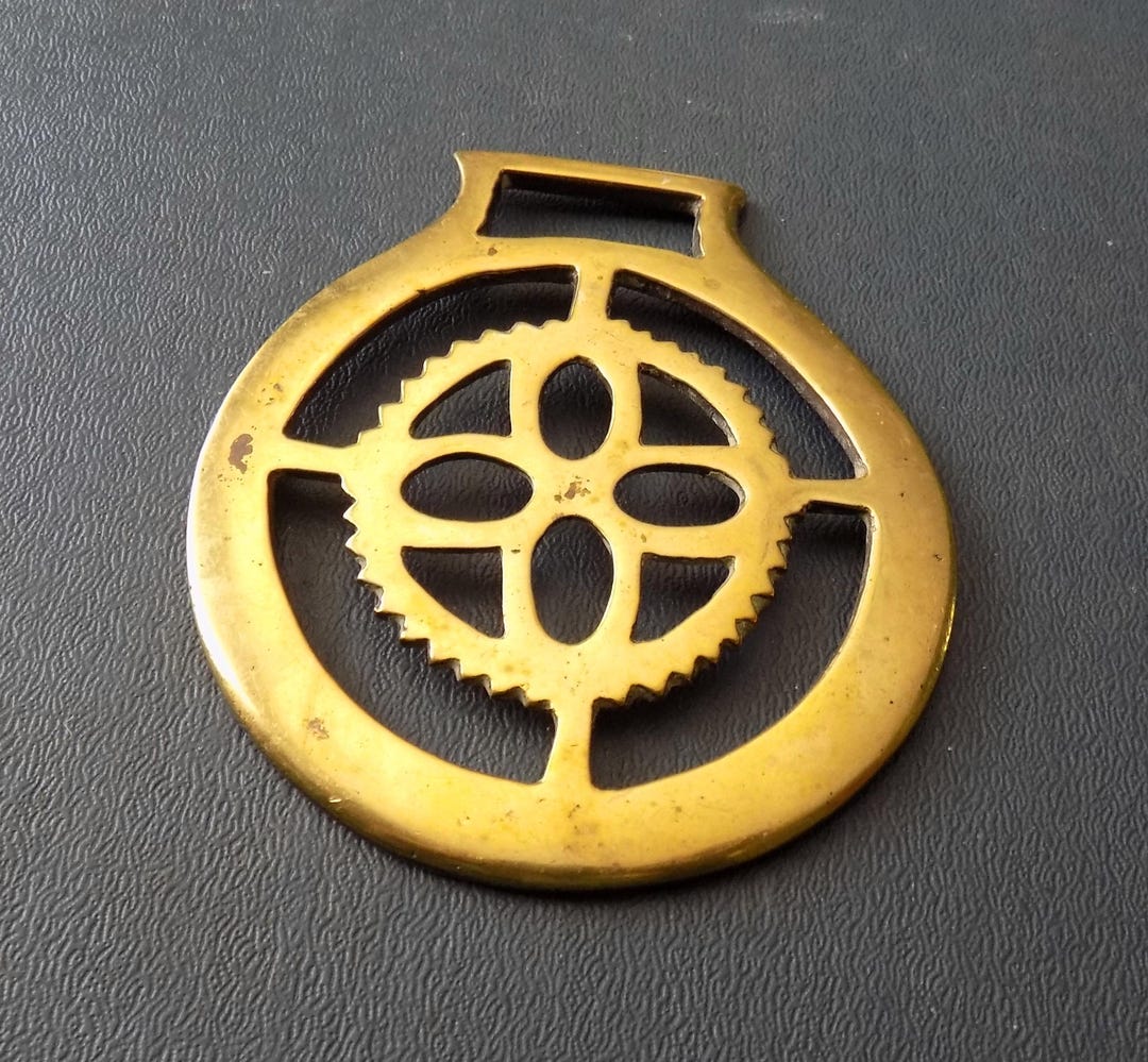 HORSE BRASS With Decorative Celtic Sun Wheel Pattern Design Antique ...