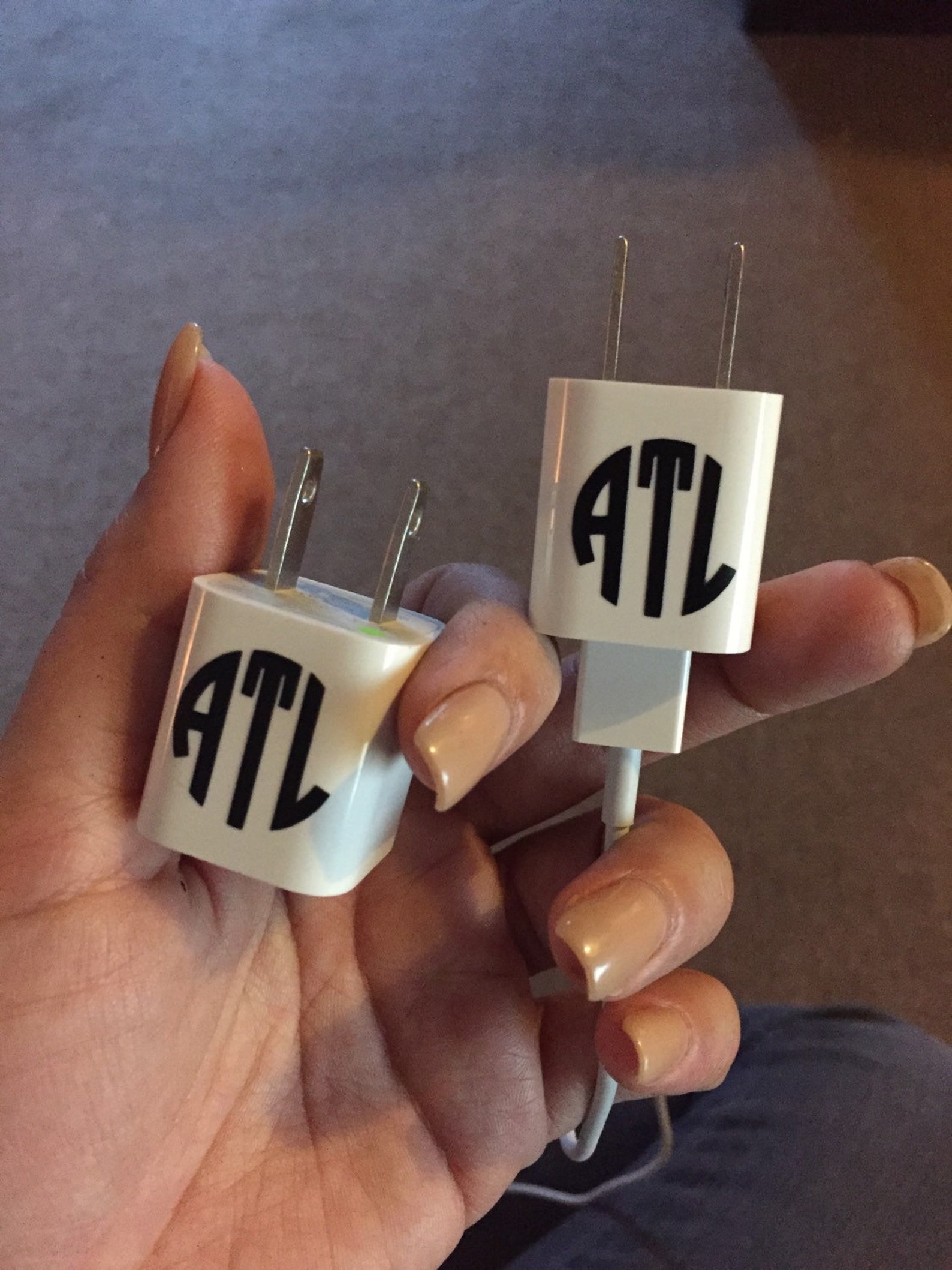 Black Circle Monogram Vinyl Sticker Decal for iPhone Charger - Etsy