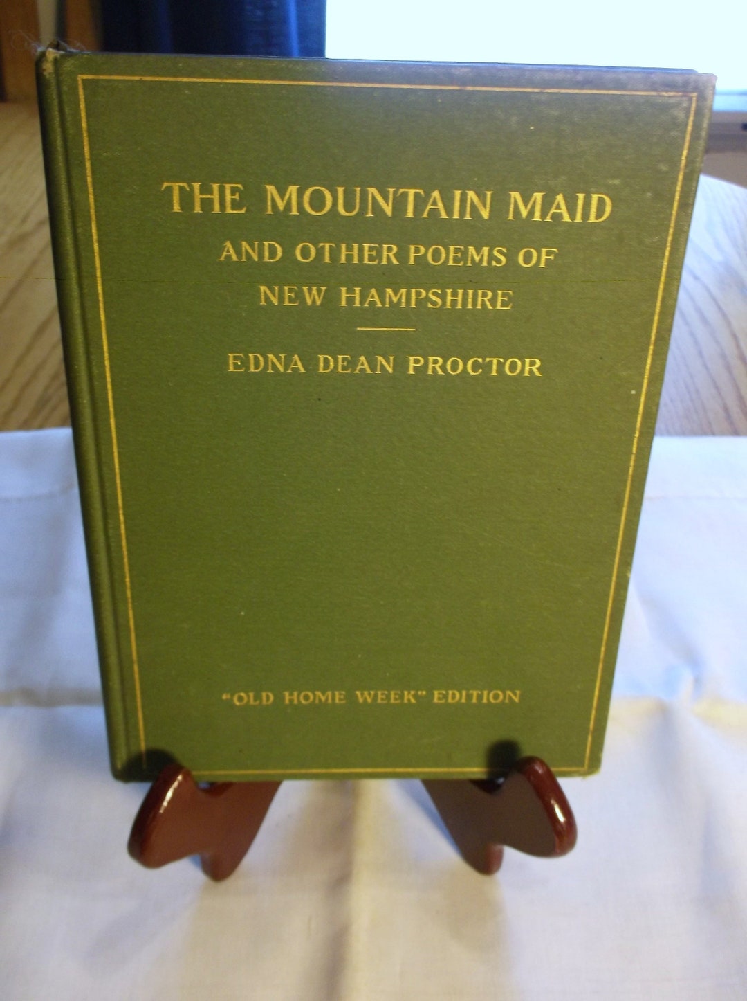 The Mountain Maid and other poes of New Hampshire por Edna Dean Proctor ...