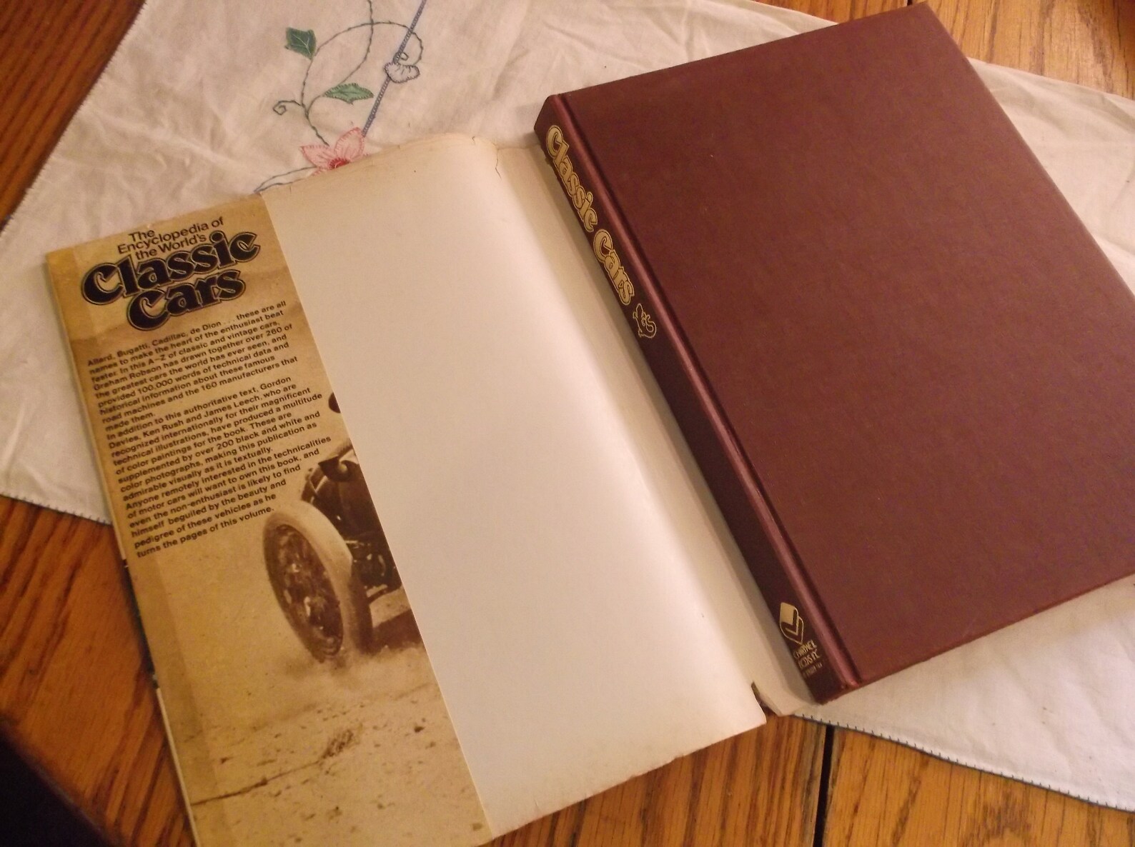 The Encyclopedia of the Worlds Classic Cars Chartwell Books - Etsy