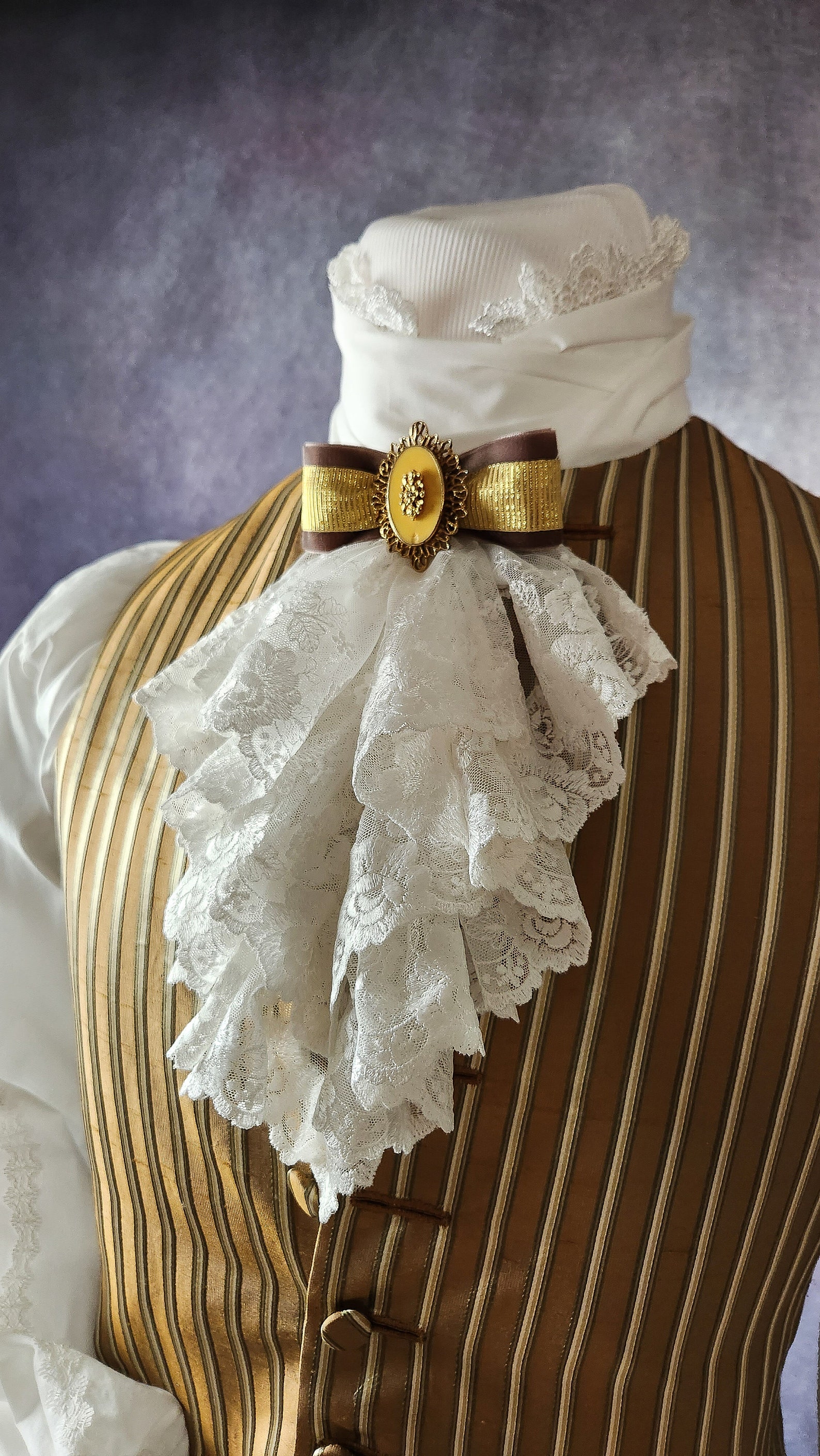 White Lace Jabot, 18th Century Men's Fashion, Men's White Shirt, Rococo Men's Costume ...