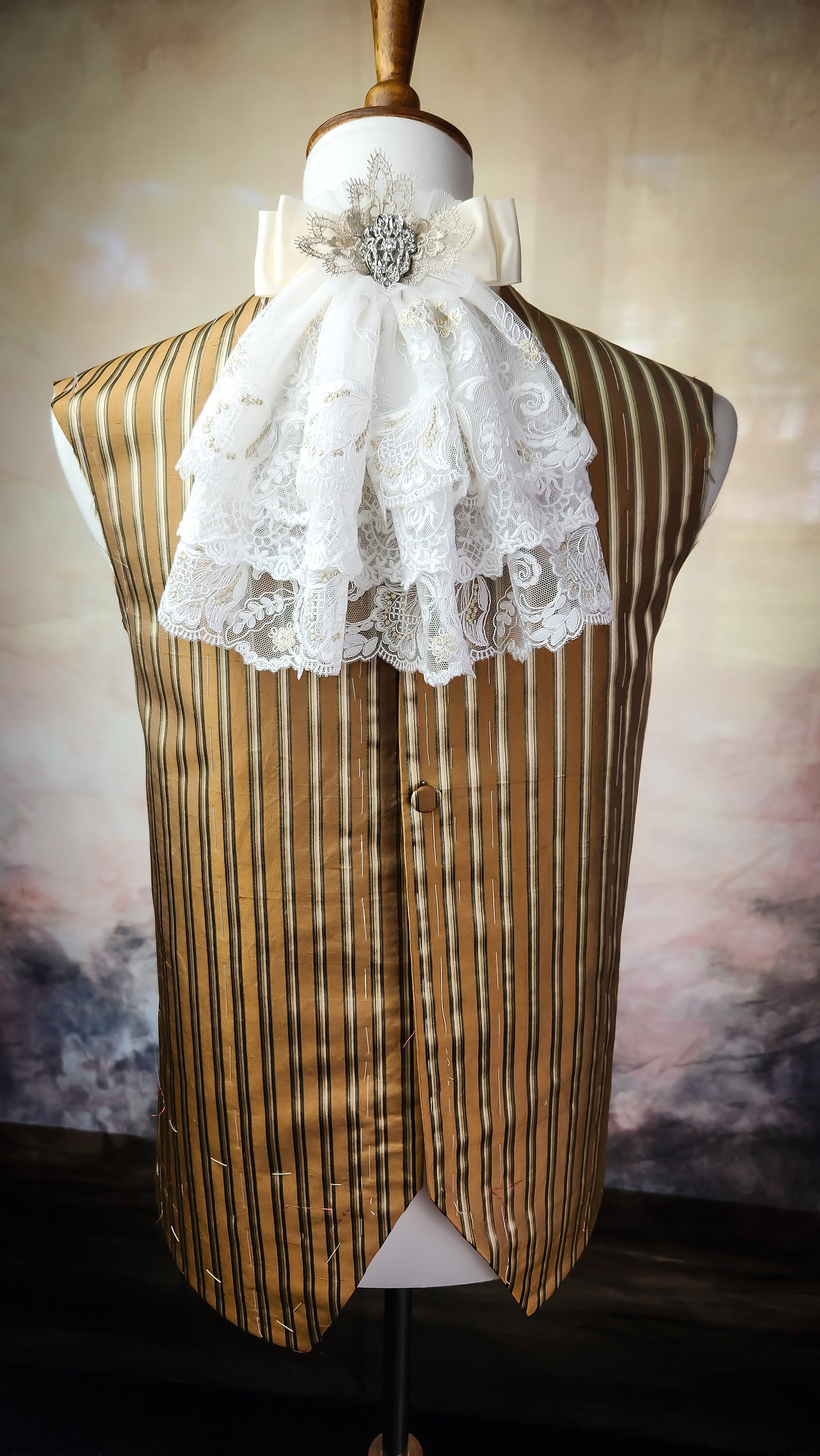 White Lace Jabot 18th Century Men's Fashion Men's - Etsy UK