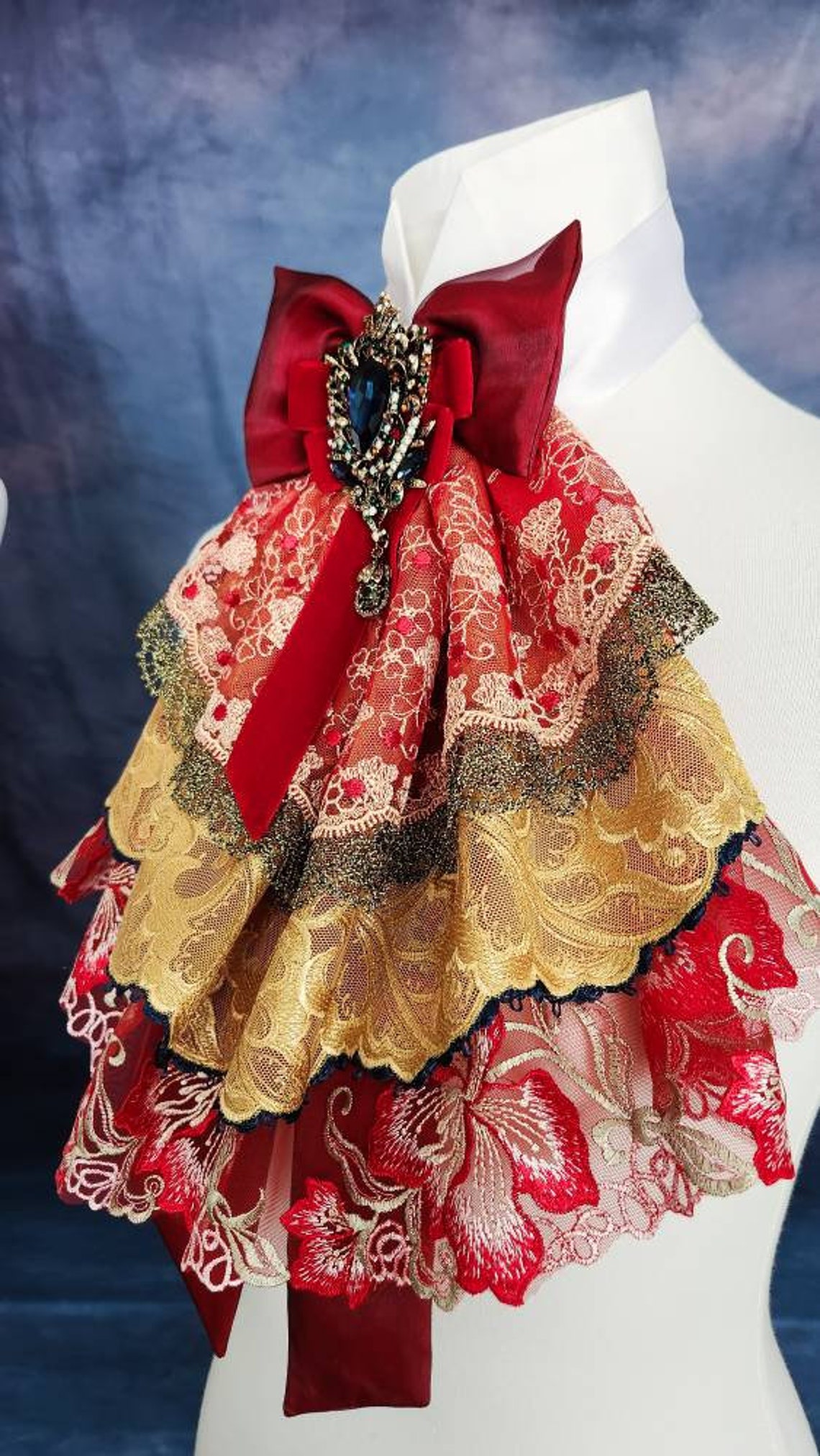 Red Gold Lace Jabot, 18th Century Men's Fashion, Rococo Men's Costume ...