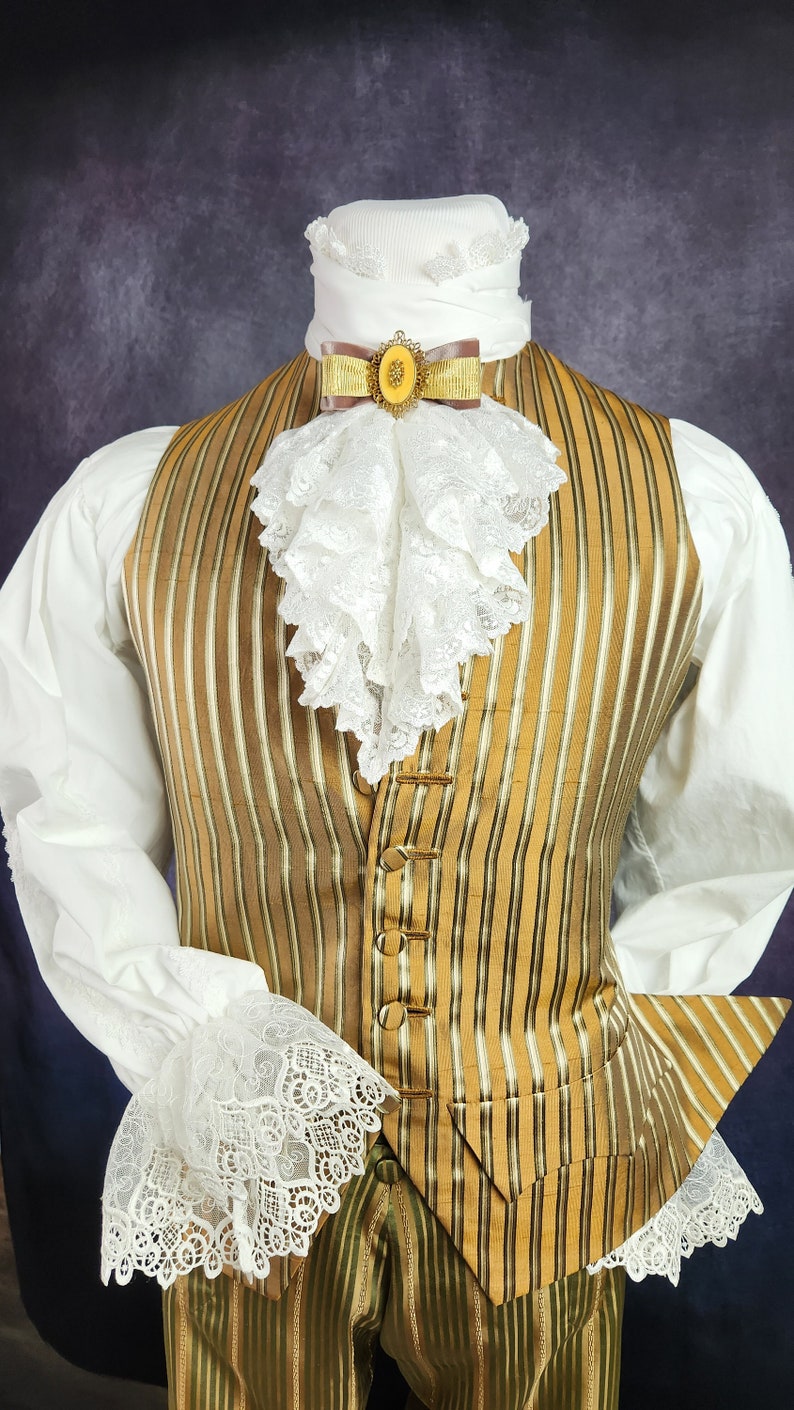 White Lace Jabot, 18th Century Men's Fashion, Men's White Shirt, Rococo ...