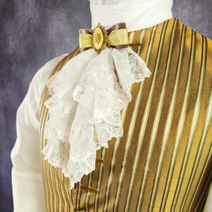 White Lace Jabot, 18th Century Men's Fashion, Men's White Shirt, Rococo ...
