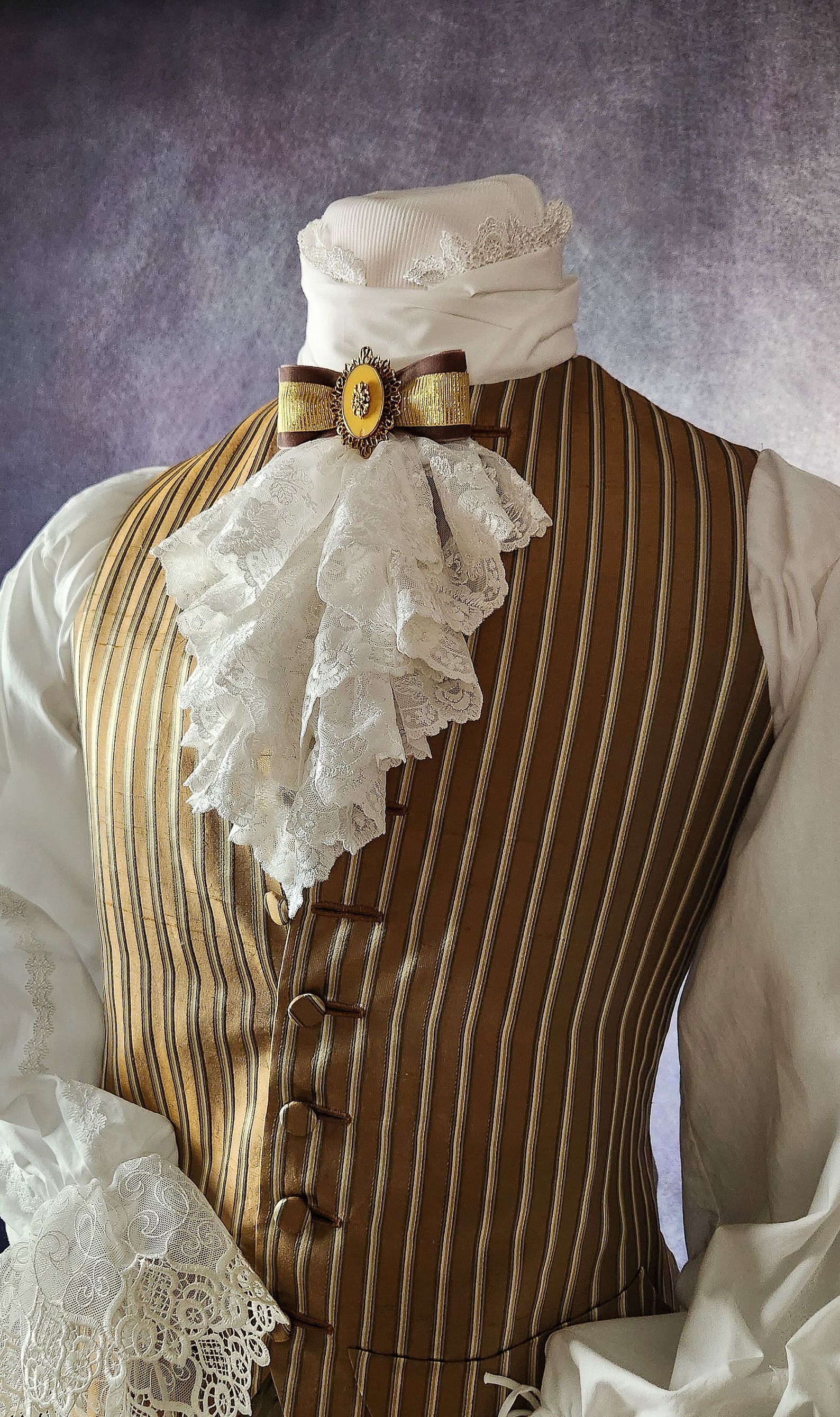 White Lace Jabot, 18th Century Men's Fashion, Men's White Shirt, Rococo ...