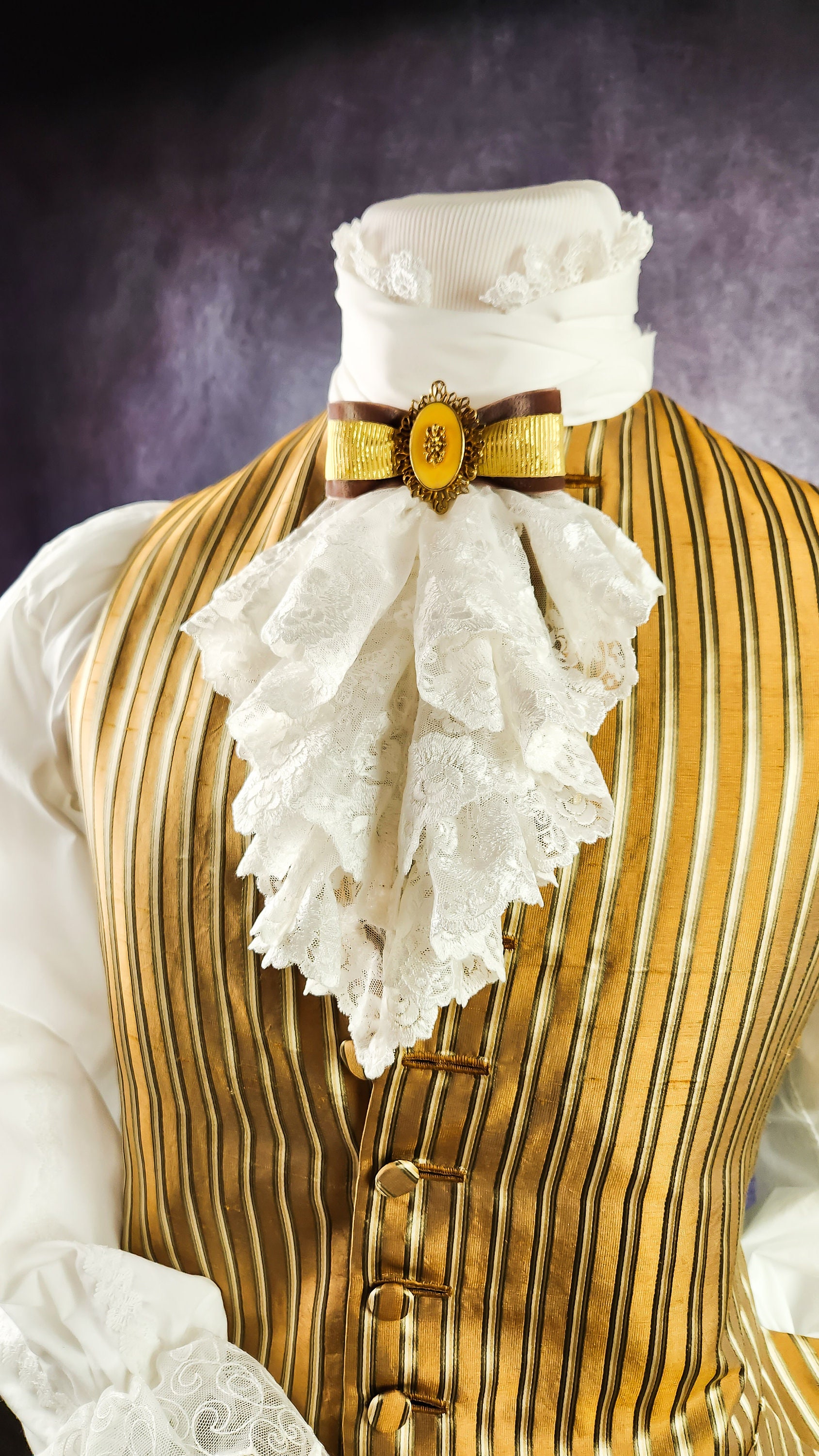 White Lace Jabot, 18th Century Men's Fashion, Men's White Shirt, Rococo ...