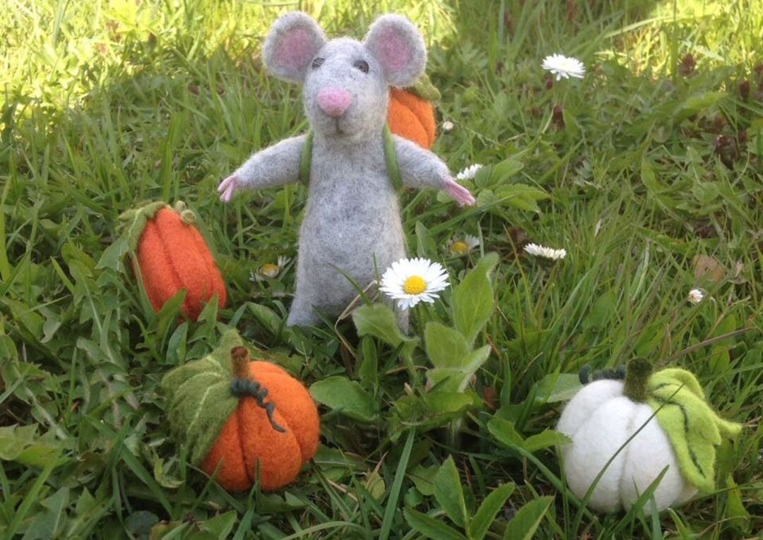 CRUELTY FREE Mouse Woodland Toy Animal Felted Pet Wool Decor Animal Toy ...