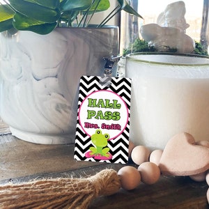 Frog Theme Classroom Hall Passes for Teachers, Personalized, Set of 10 ...