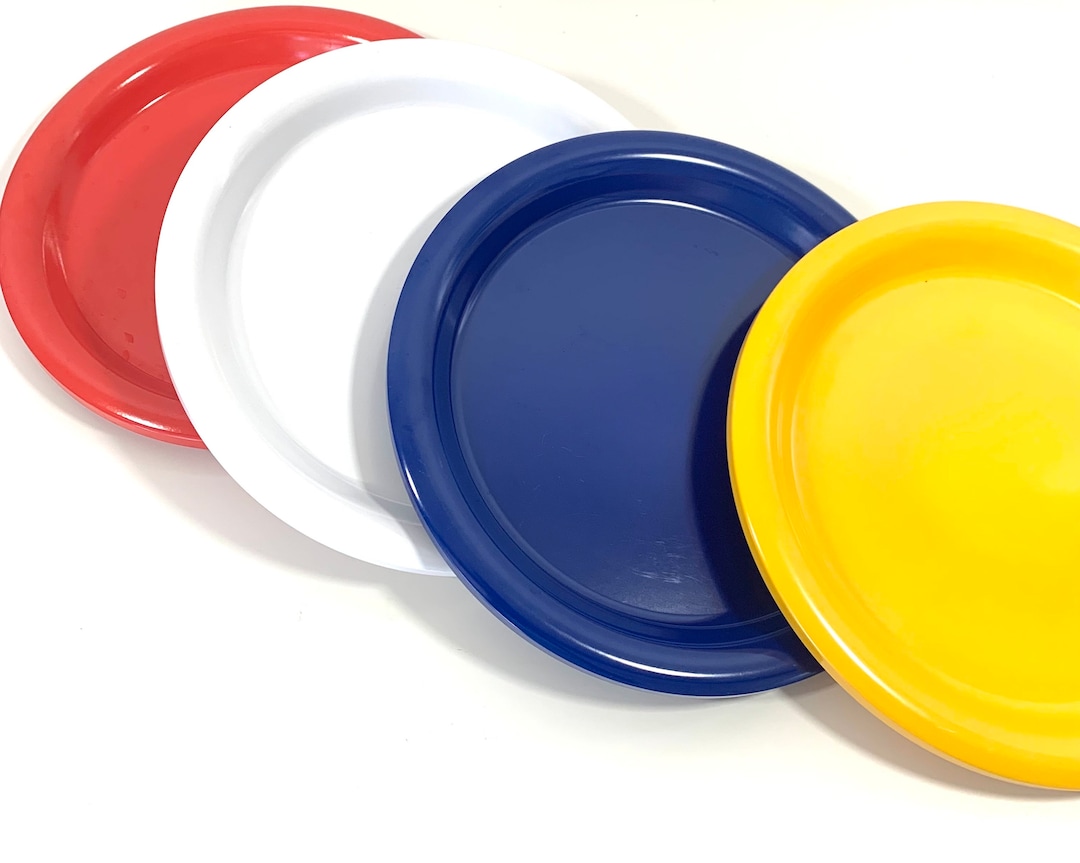Ingrid of Chicago Plates Blue Red Yellow White Melamac Melamine Plastic ...