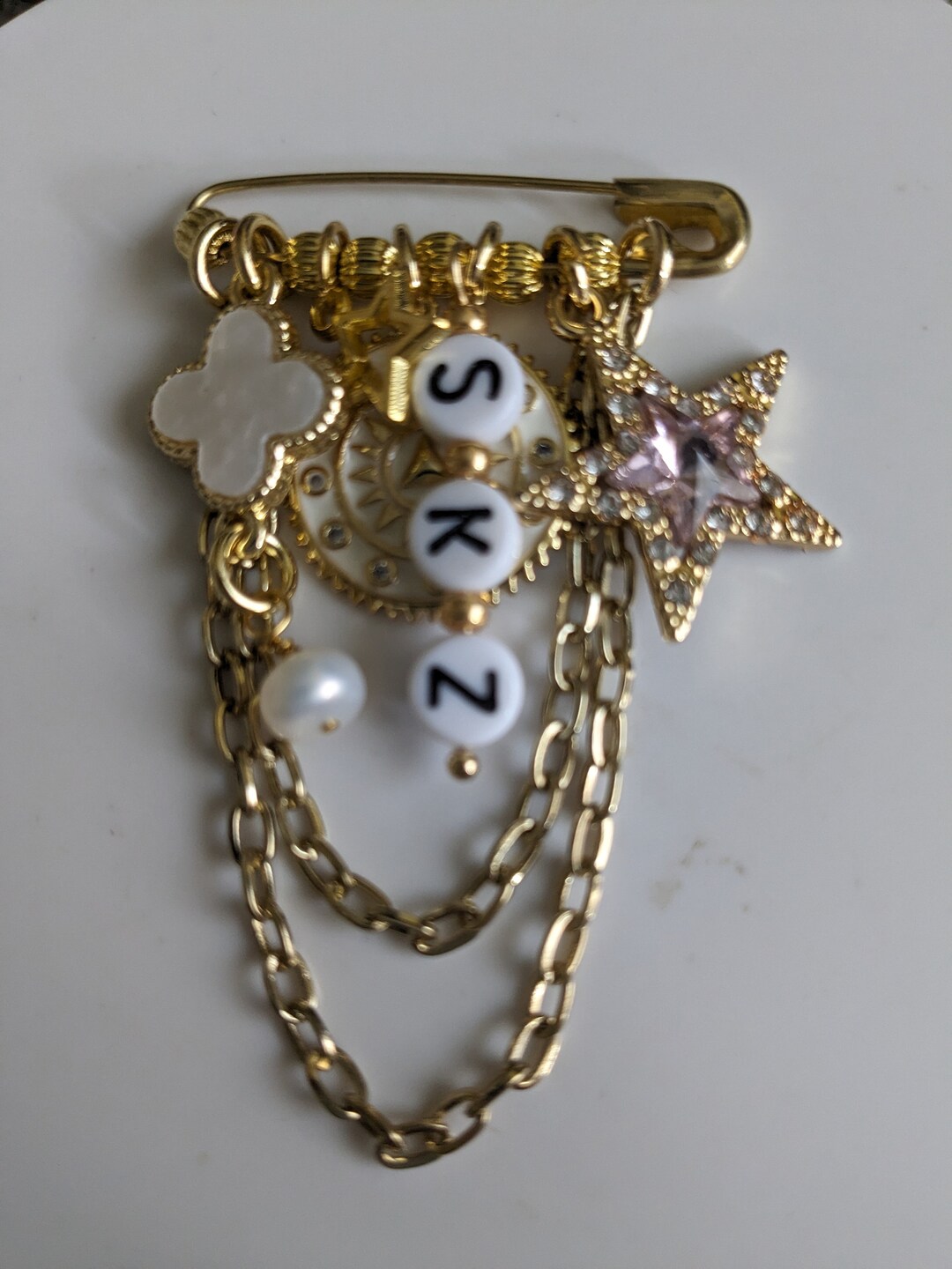 Kpop Brooch, Stray Kids Inspired, Safety Pin Brooch, Stay Brooch, Stray ...