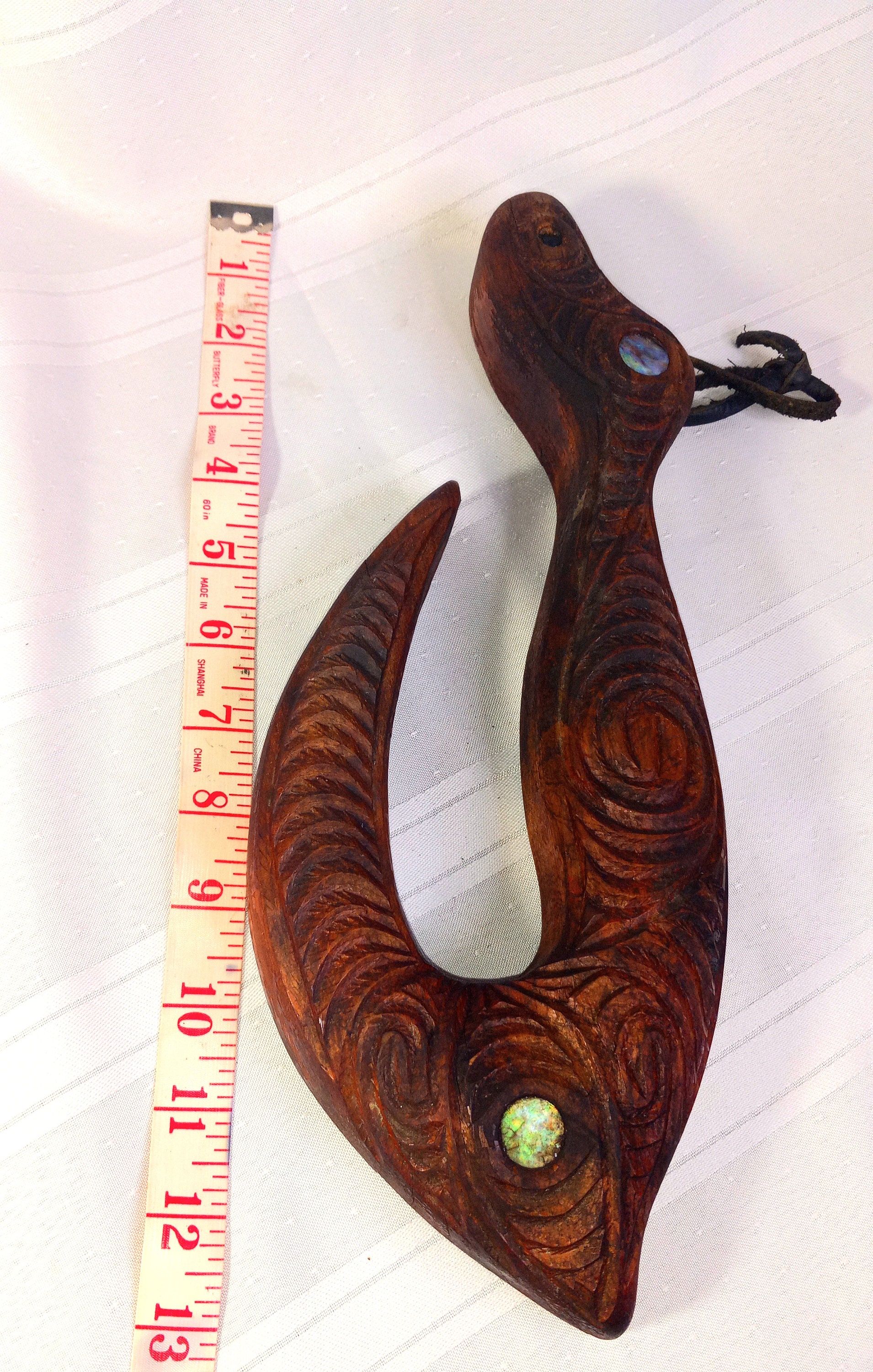 Hand Carved Dark Wood Hawaiian Makau Fish Hook Abalone 12 Shape Like a ...