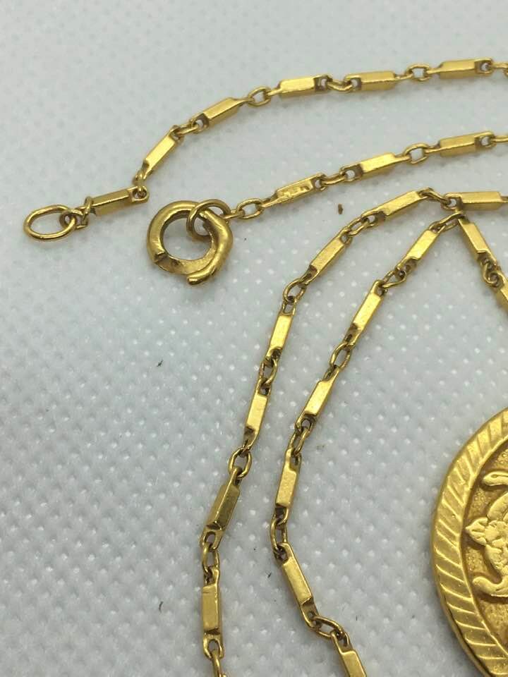 24KT Gold Chinese Fuku Good Luck Medallion With Handcrafted Chain, 21 ...