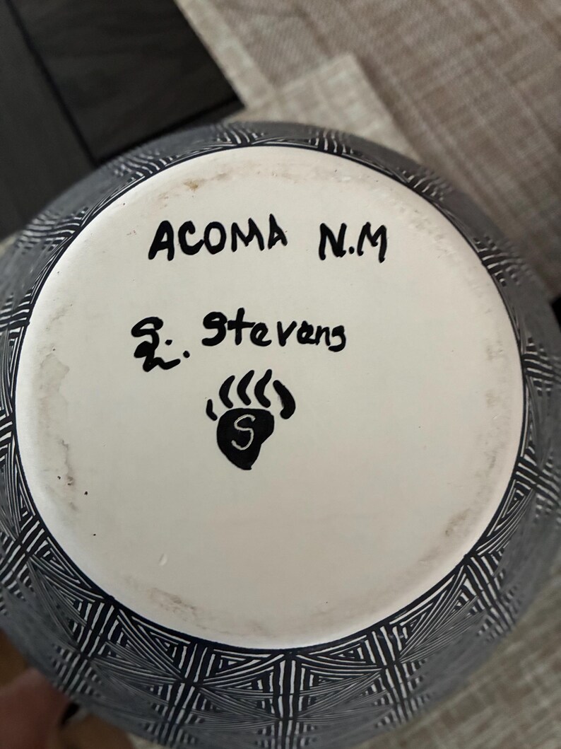 Sharon Stevens (1960- ) Acoma Pottery Geometric Pattern Black & White ...