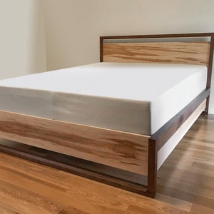 Maple platform bed queen store