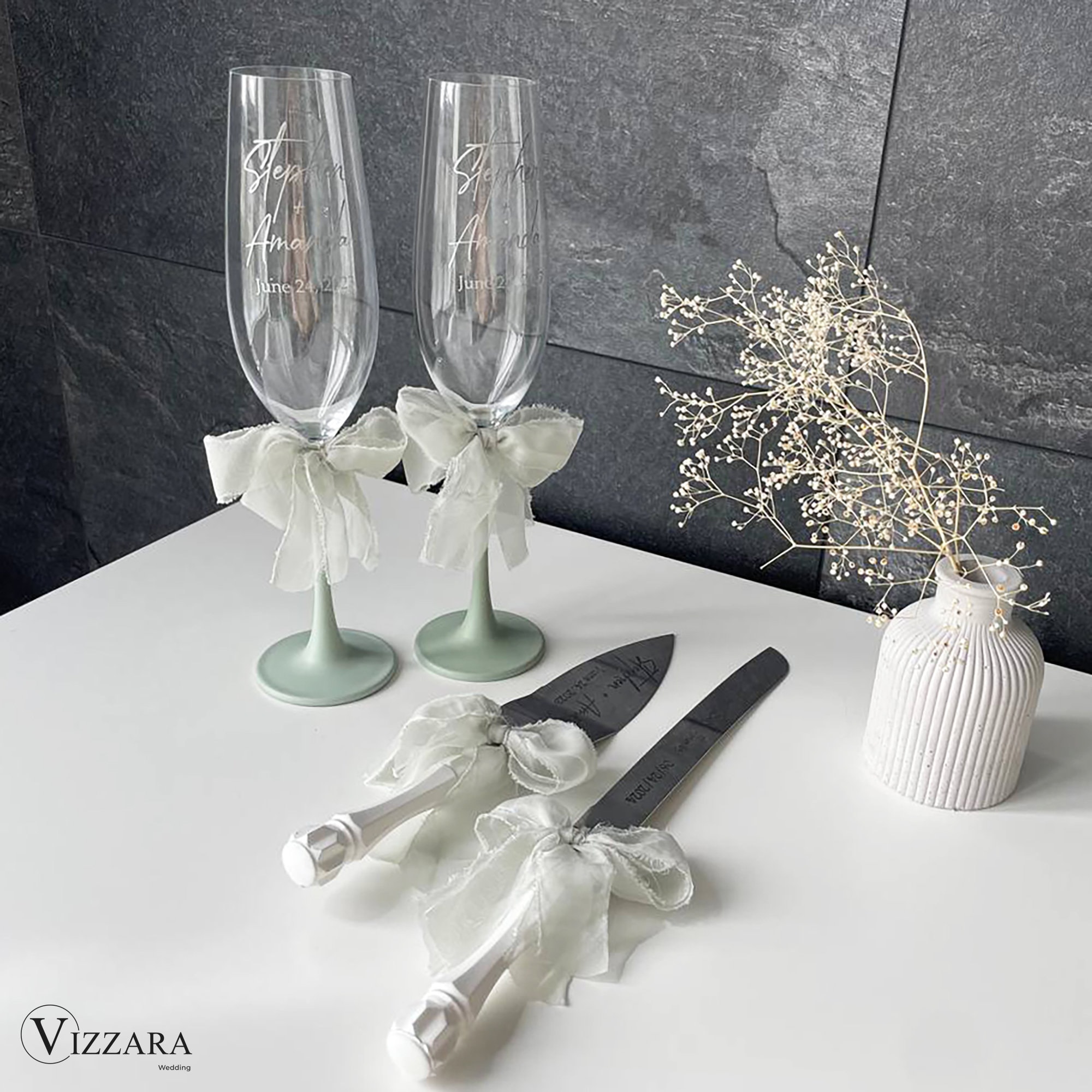 Wedding Glasses Set of 2 Sage Green Wedding, Personalized Glasses ...